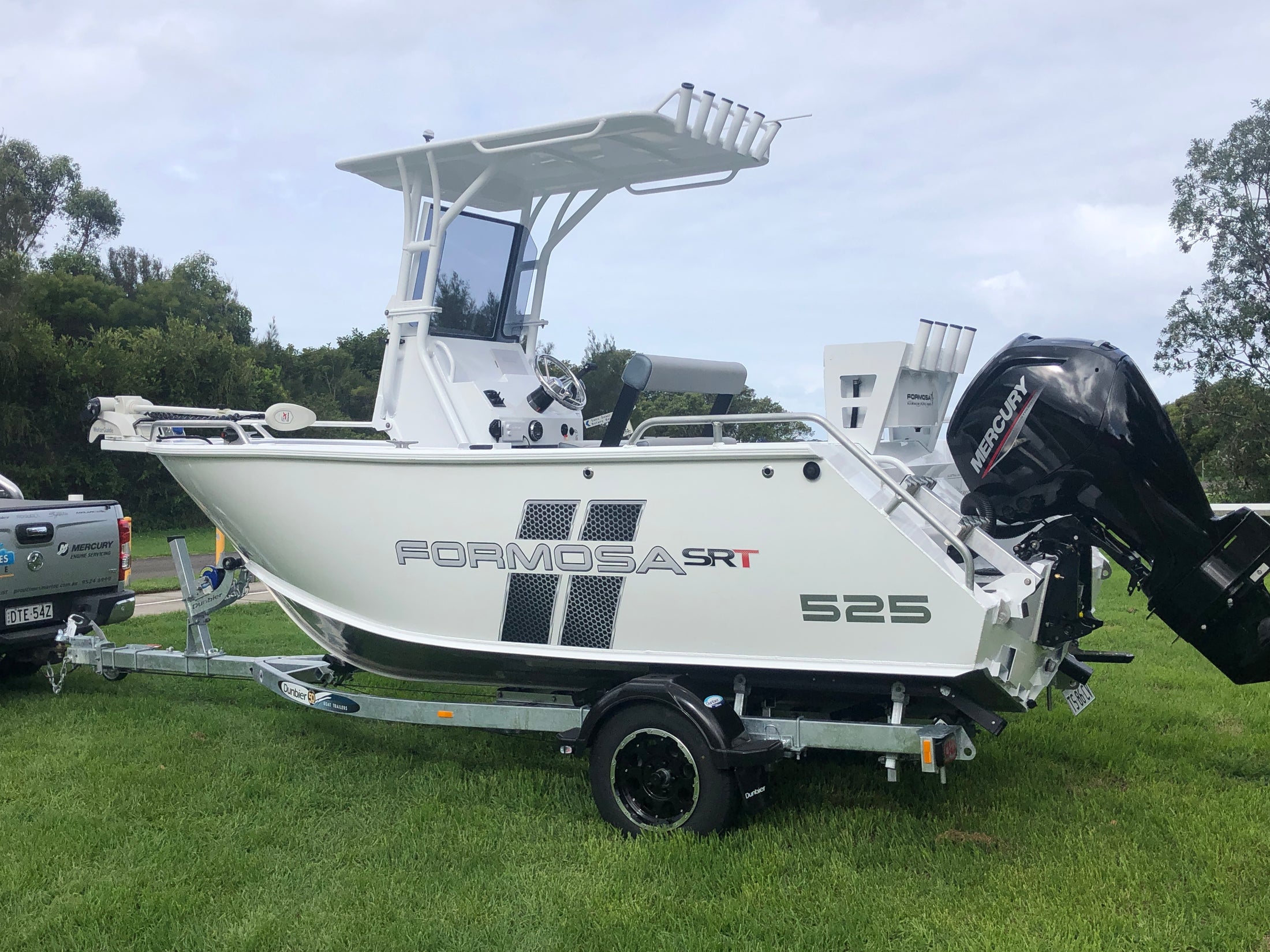 Formosa 525 SRT Centre console – Good Times Marine