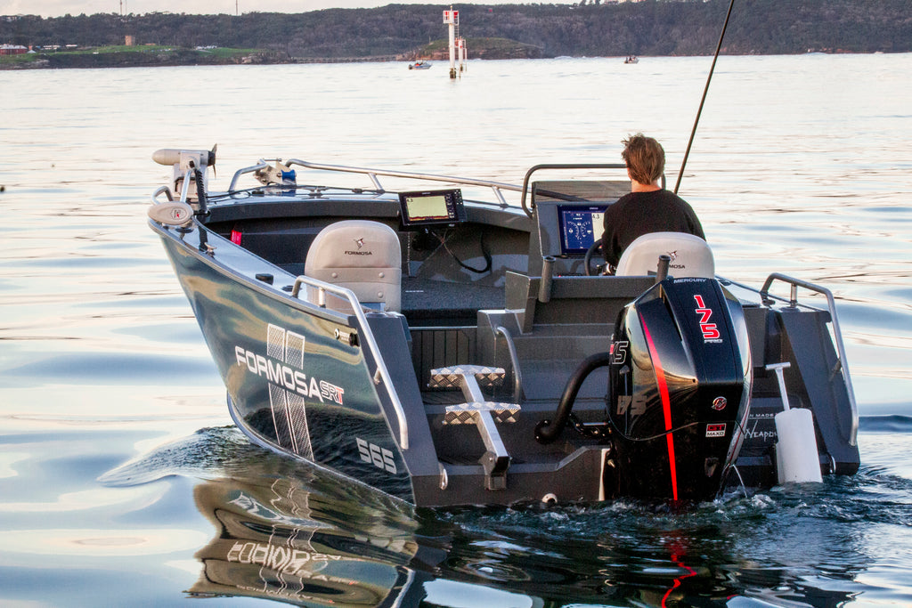 Formosa 565 Side Console – Good Times Marine